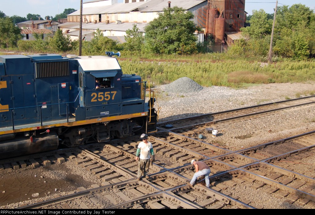 CSX 2557